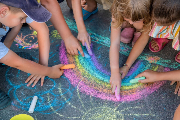Free Outdoor Art Activities for Kids This Summer | Golden Road Arts